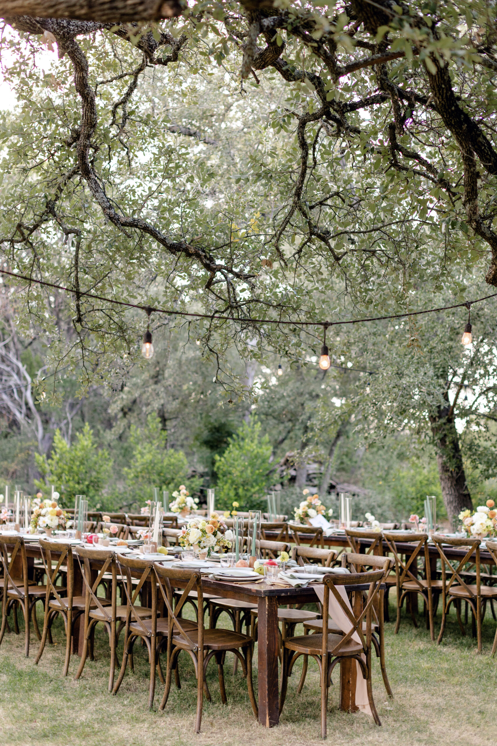 Common Wedding Venue Policies & What They Mean | planonitatx.com